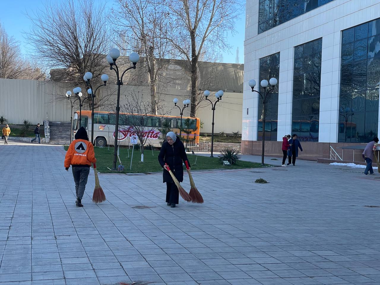Hashar — INHA University in Tashkent